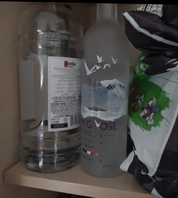 WontWashHer2HairsNorWatchHer2HeirsLikeJen Pt. 341 - page 13