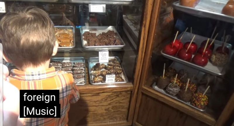 Moss Family Tv:Where the onions are always chunky and the food looks ...