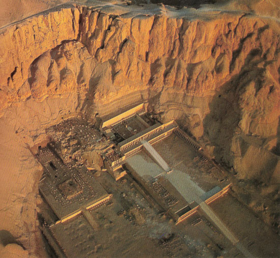 L’antica TEBE e la sua necropoli