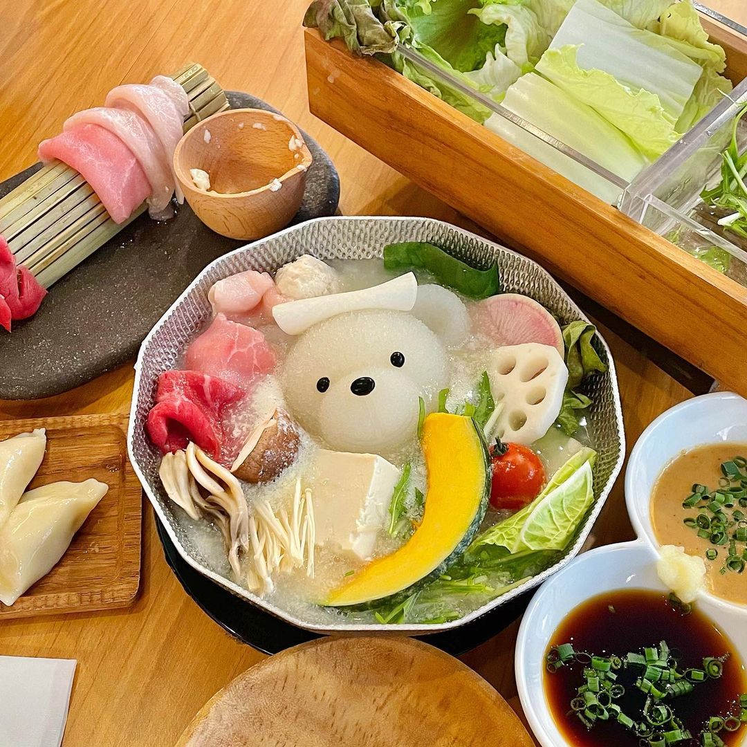 Teddy bear hot pot