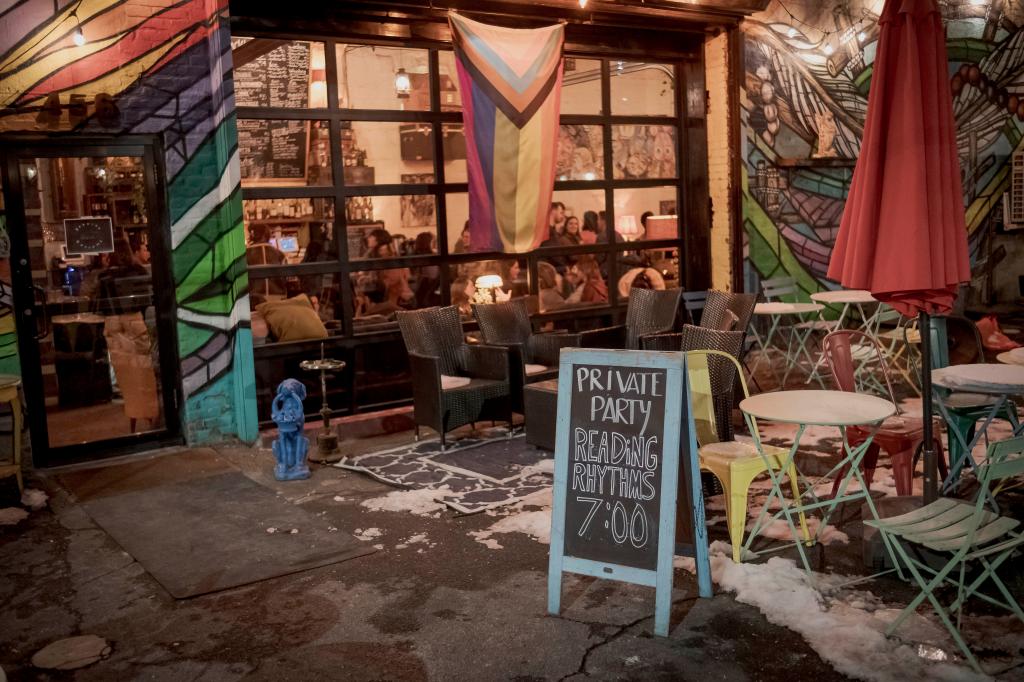 New York: la nuova moda dei reading party.