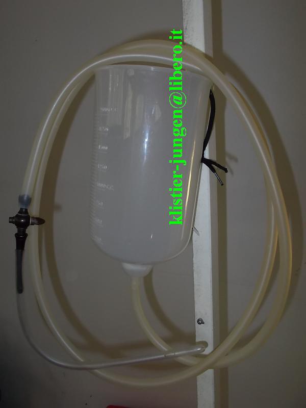 Enteroclisma d'Epoca in Vetro e Latta.