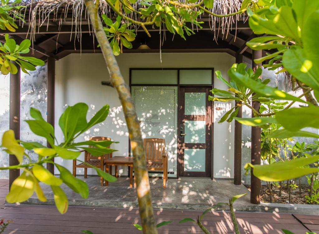 Premier Beach Restaurant & Hotel - Gulhi -- Male' Sud