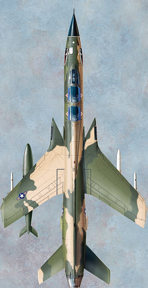 F-105F Monogram in scala 1/72