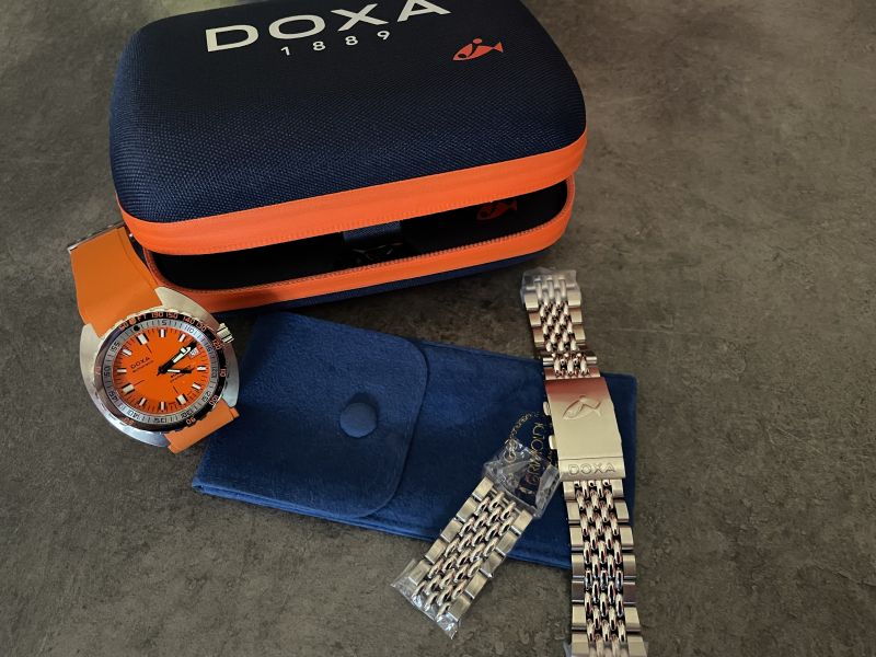 DOXA Sub 300T Professional "Dirk Pitt" - new entry
