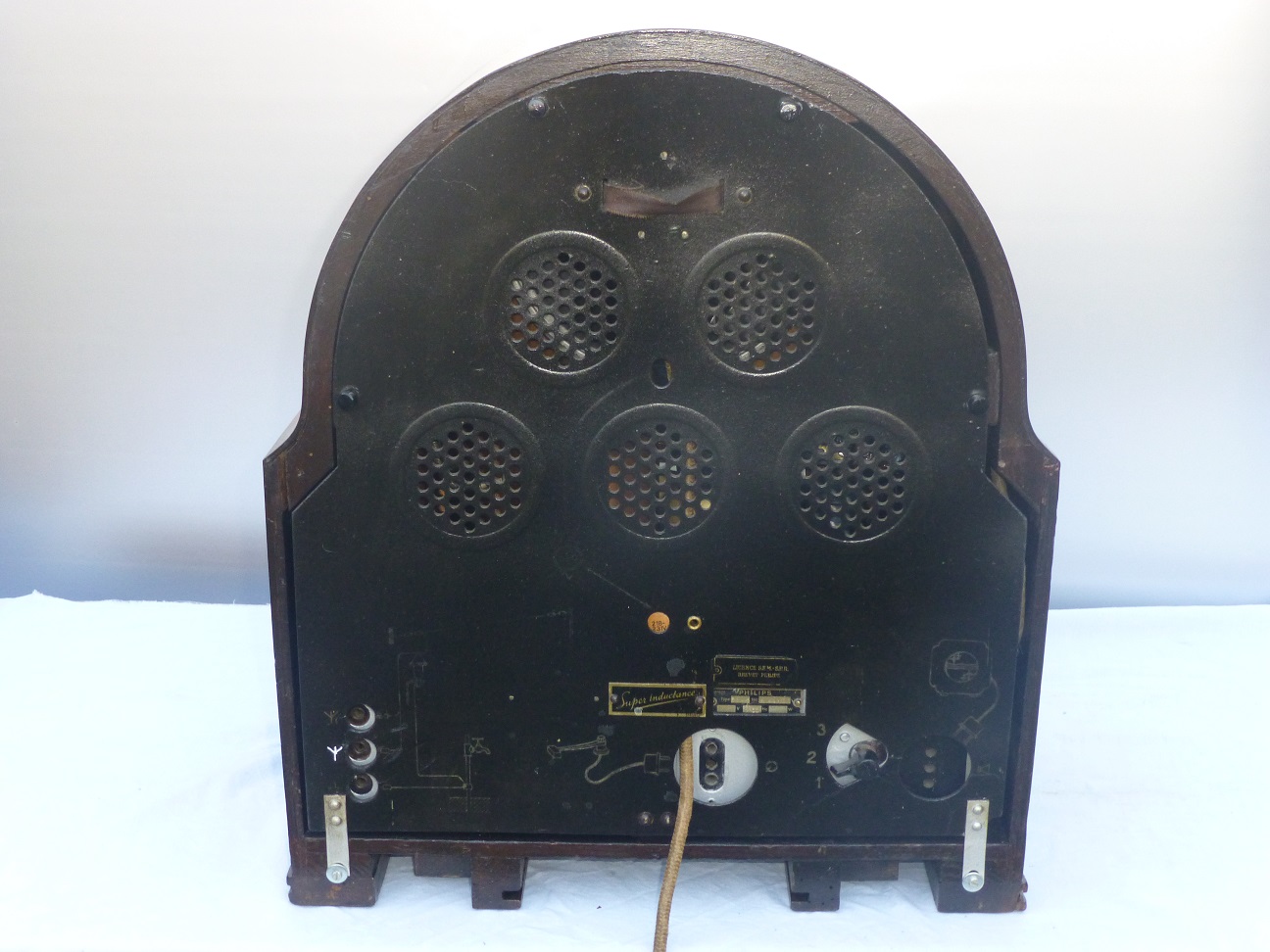 (1005) RADIO PHILIPS 634A