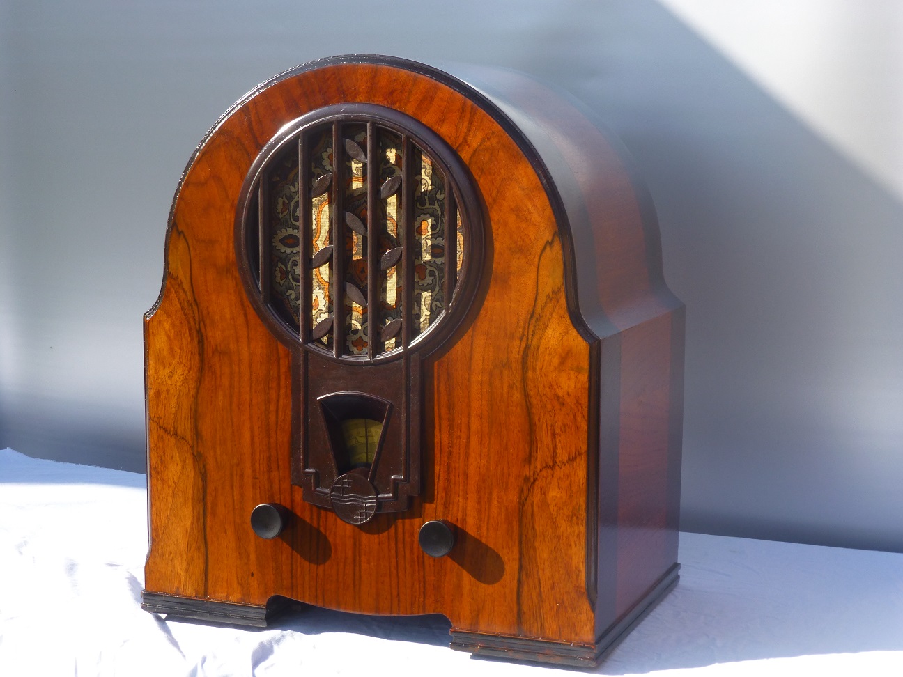 (1005) RADIO PHILIPS 634A