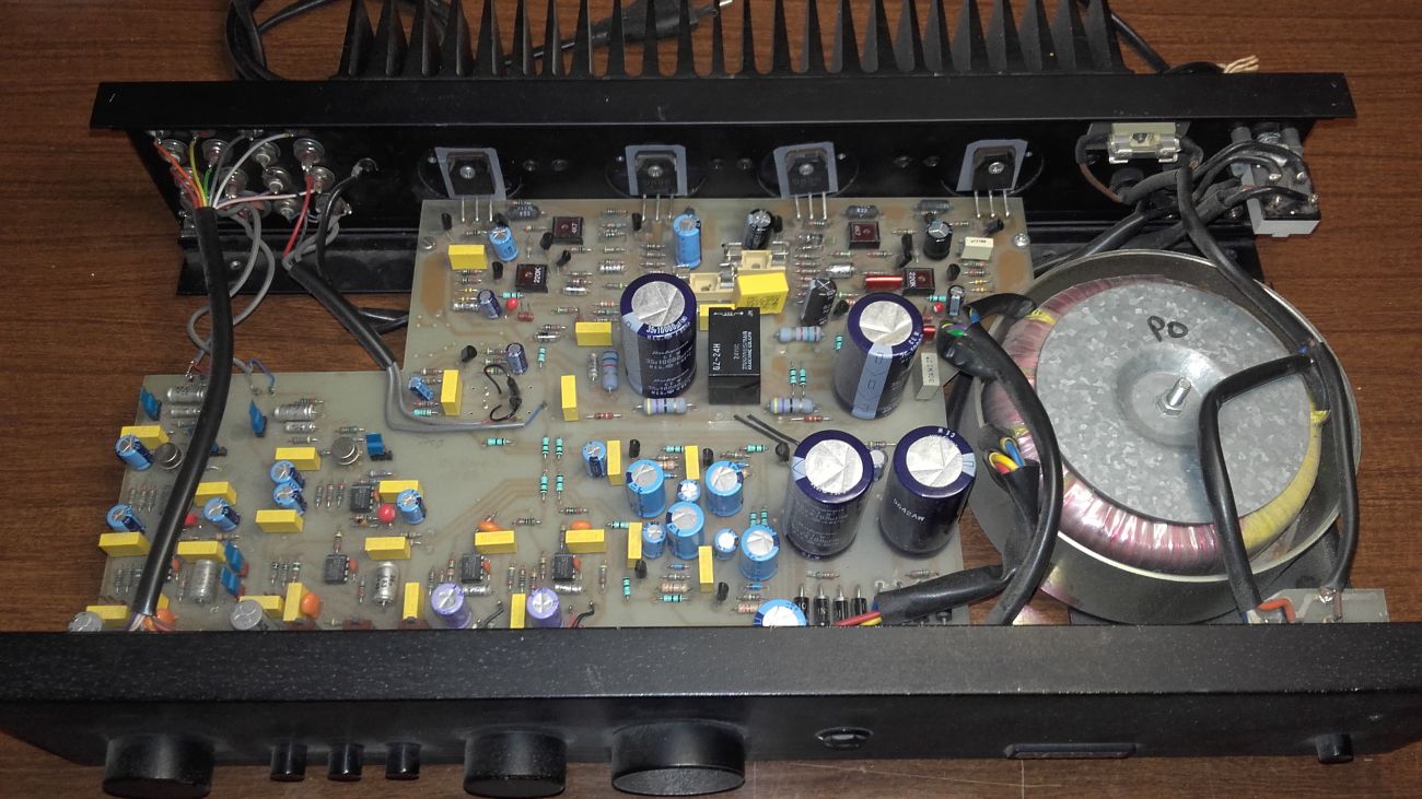 (642) Ampli SUGDEN A48III