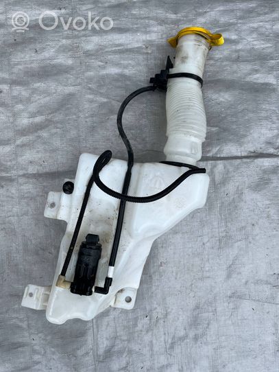 Pompa tergicristalli