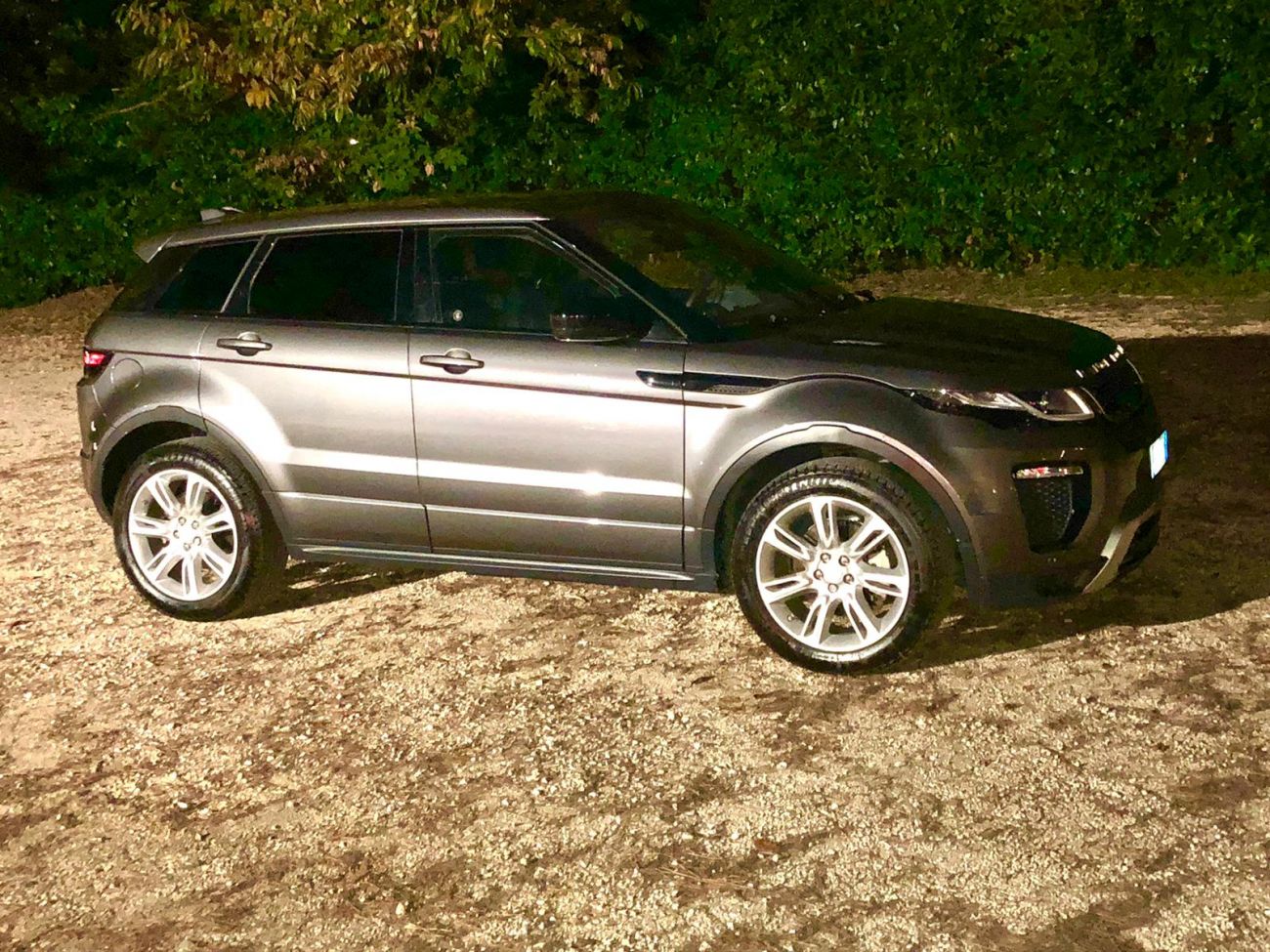 Evoque 2.0 Td4 180cv - Dynamic HSE - Corris Gray