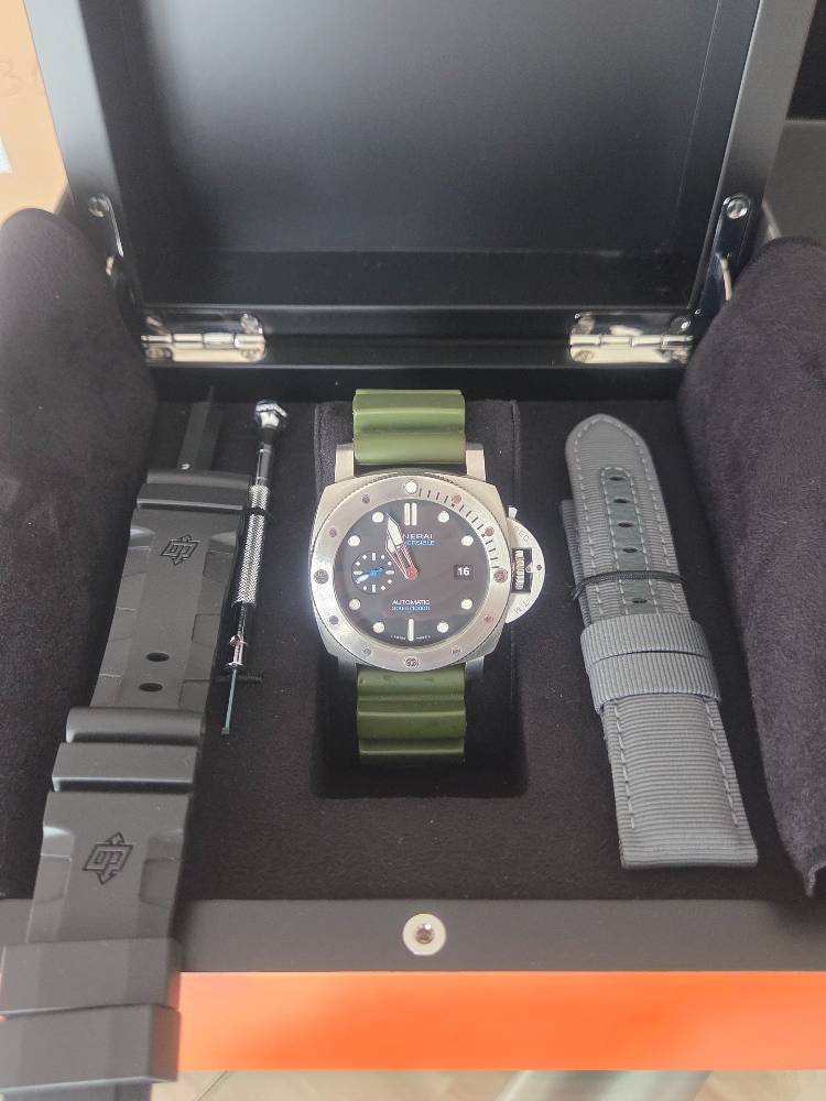 VENDUTO Vendo Panerai PAM 1229 Submersible 44