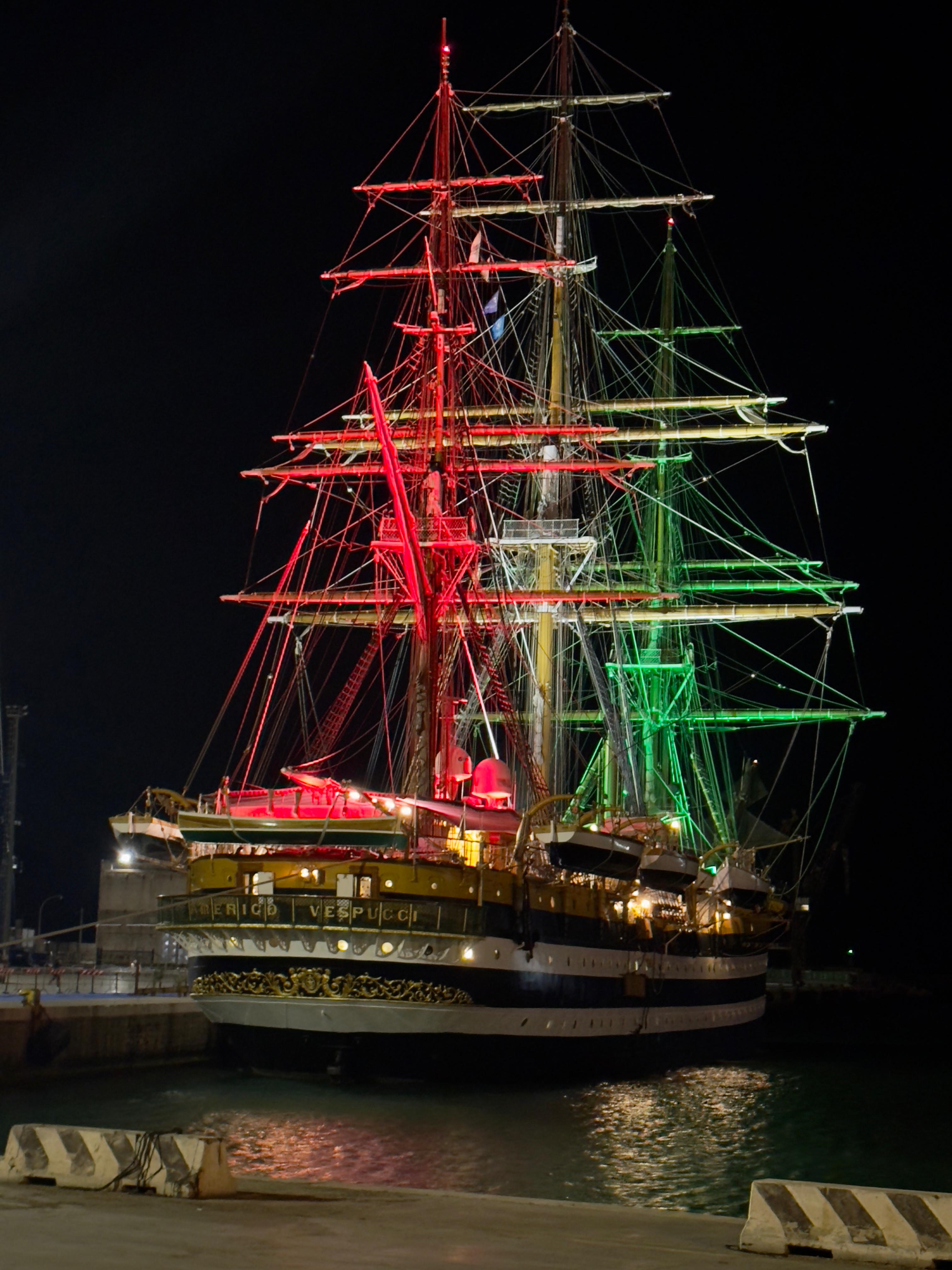 Nave Vespucci, il veliero più bello del Mondo