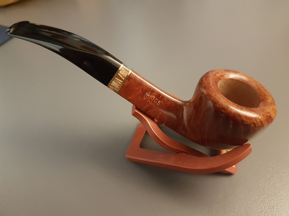 Riguardo le pipe in vetrina
