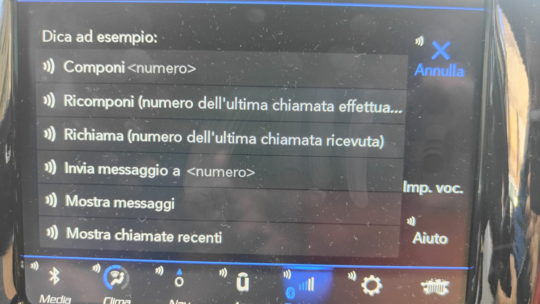 Comando verde chiamata Jeep Compass