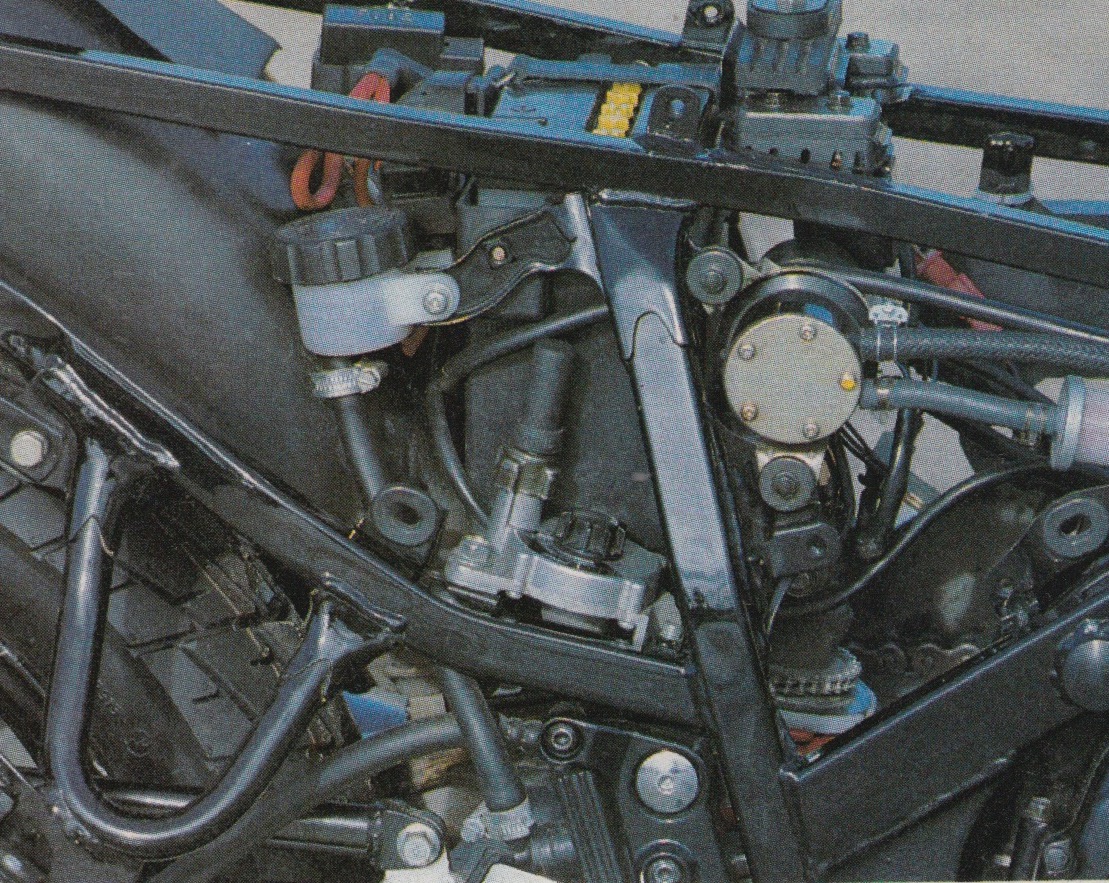 1985 - FZ 750