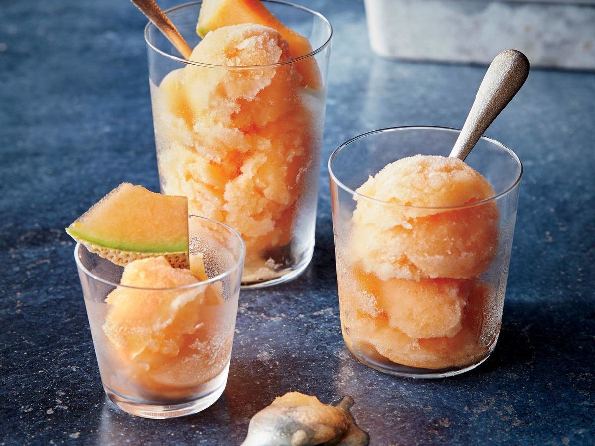 Granite fatte in casa, le migliori ricette. Al limone e all’anguria