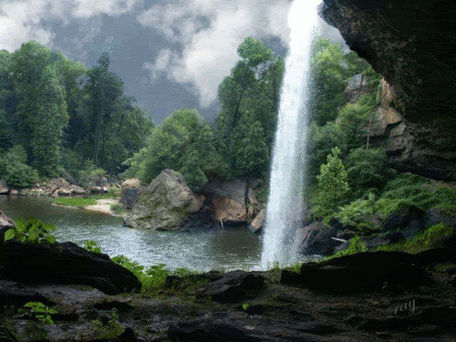 GIF ANIMATE: CASCATE IN MOVIMENTO, QUANDO LA NATURA TI STUPISCE