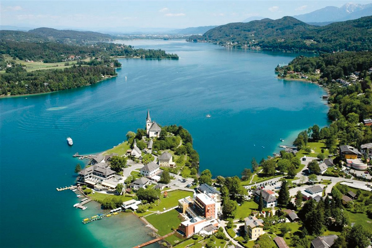 AUSTRIA: CARINZIA; LAGHI CRISTALLINI E MONTAGNE MOZZAFIATO
