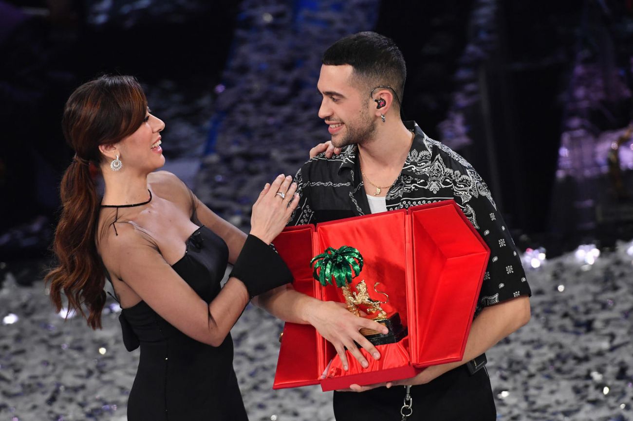 “SOLDI” LA CANZONE DI MAHMOOD, VINCITRICE DEL FESTIVAL DI SANREMO 2019 ...