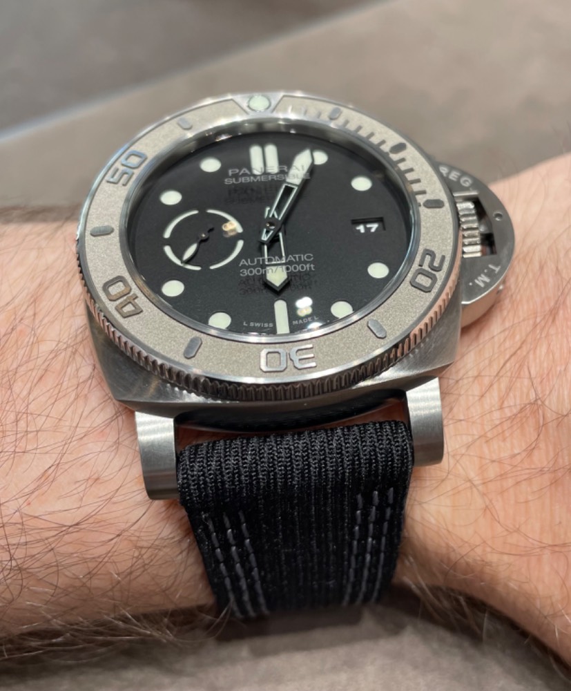 Panerai Submersible 47 Mike Horn PAM00984 984