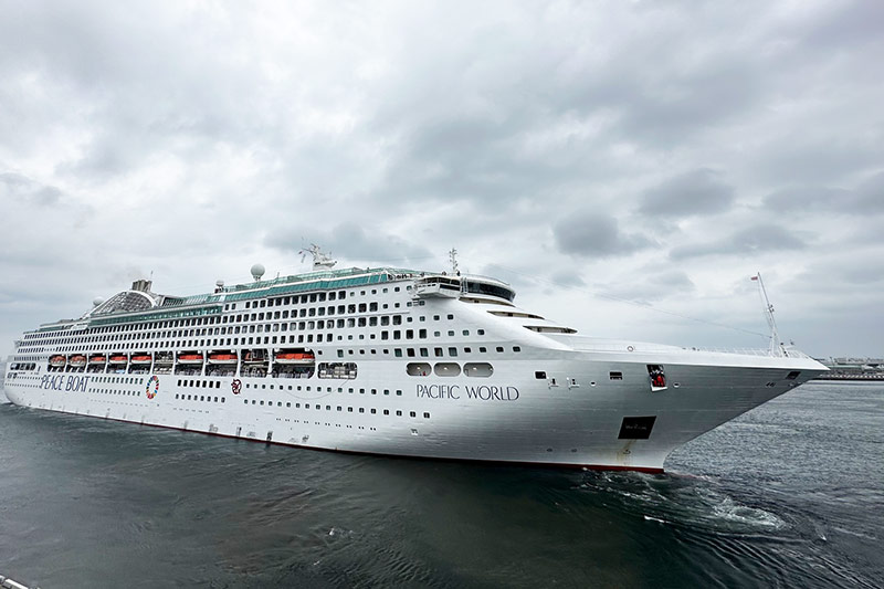 YOKOHAMA-JP: PARTE GIRO DEL MONDO DI 108 GIORNI DELLA NAVE PACIFIC WORD ...