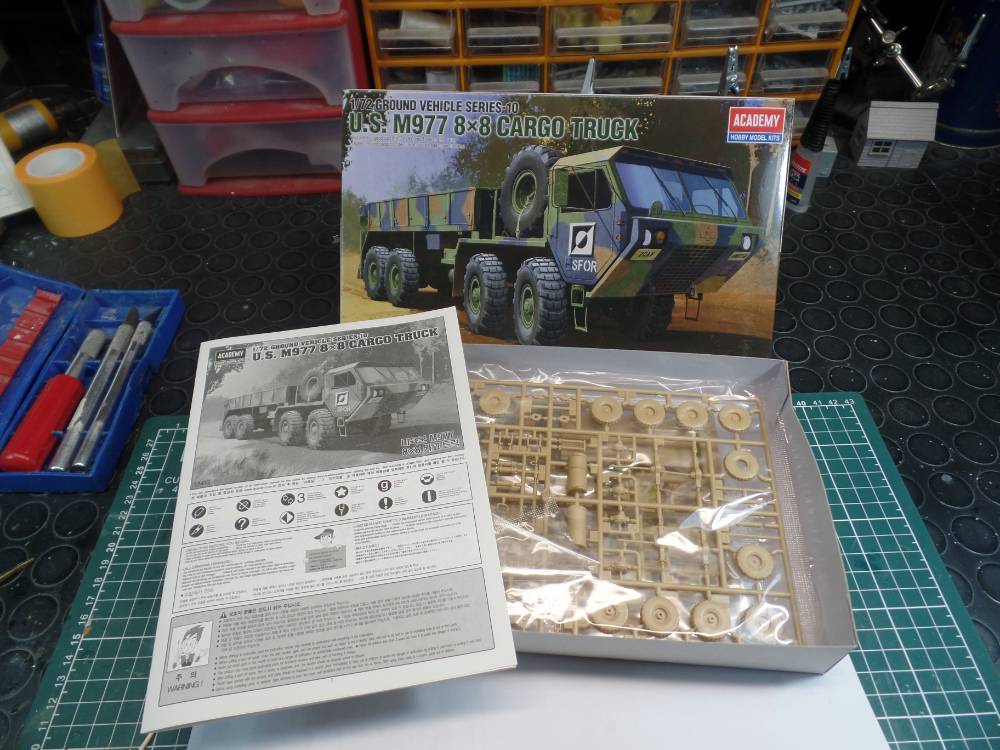 HOSKOSH HEMTT Academy 1/72 -FINITO-