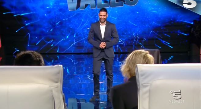 TU SI QUE VALES, FRANCESCO ADDEO ILLUSIONISTA E MAGO: PUNTATA 11 ...