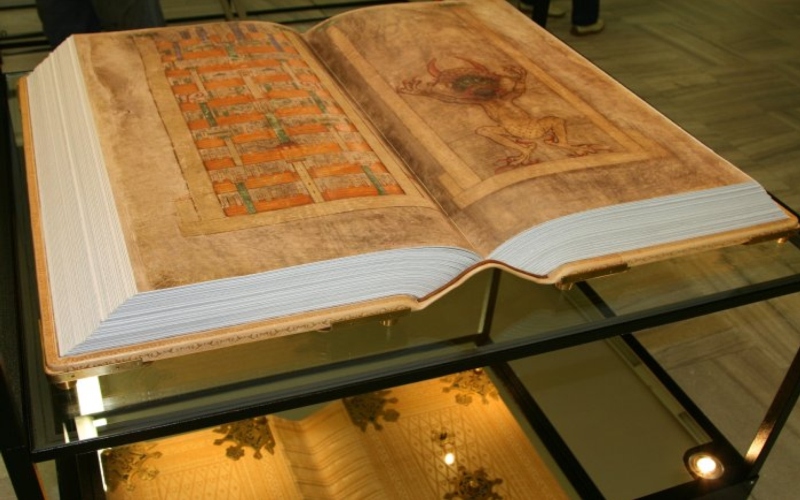 Il Codex Gigas: Libro Gigante, il libro biblico più incredibile del mondo