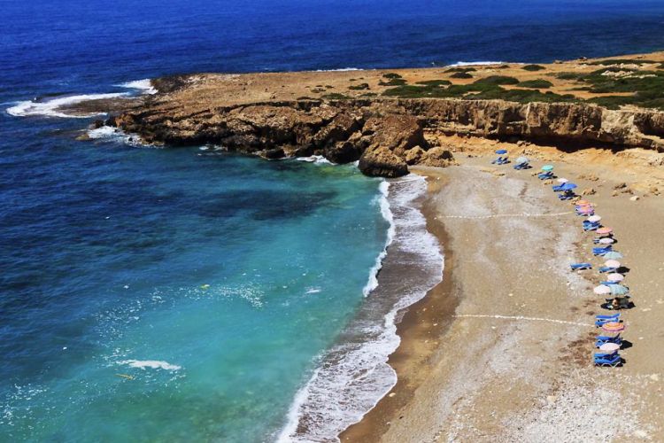 LA BELLEZZA DI CIPRO IN PRIMAVERA, MARE LIMPIDO E IL RISVEGLIO DELLA NATURA