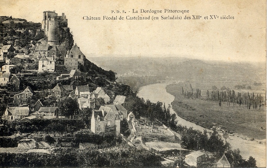 FRANCIA: IL CASTELLO DI CASTELNAUD, ANTICA FORTEZZA MEDIEVALE