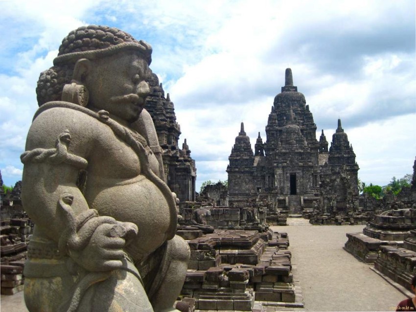 ISOLA DI GIAVA: IL TEMPIO INDUISTA DI PRAMBANAN, Il PIÙ GRANDE E IL PIÙ ...