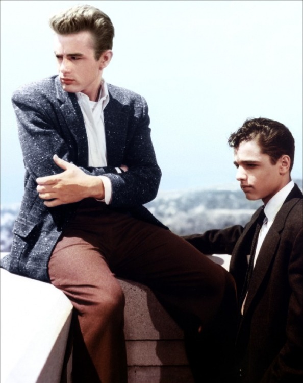 JAMES DEAN, BIOGRAFIA E FOTO STORICHE