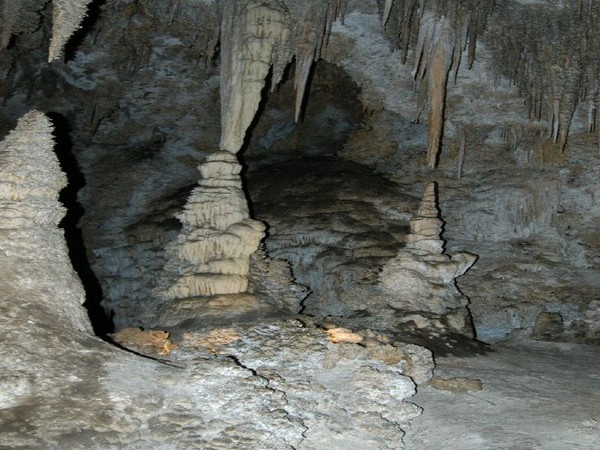 Stalattiti e stalagmiti: la natura si dedica all'arte