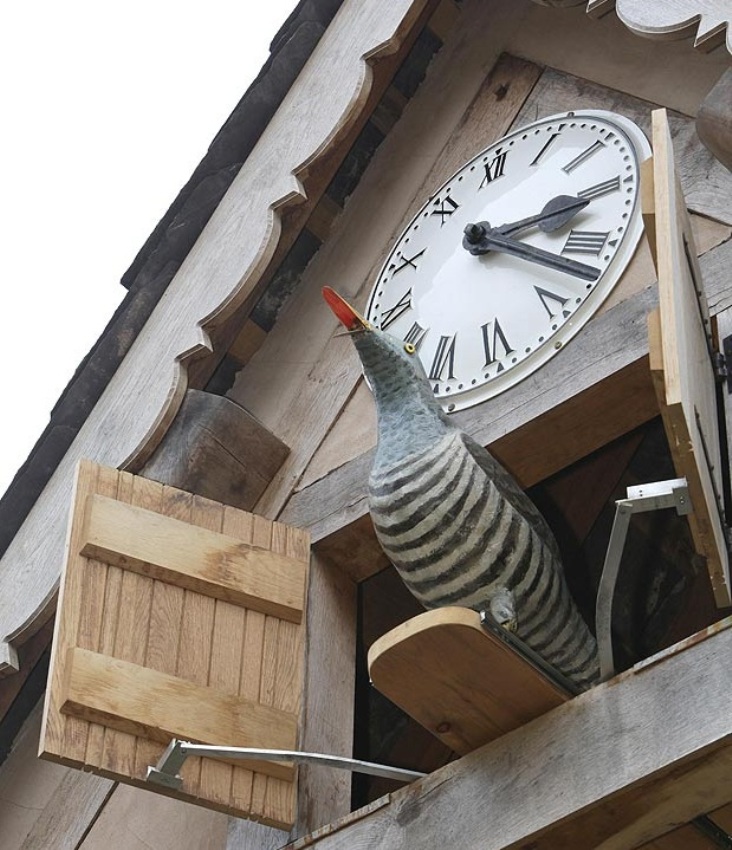 L'OROLOGIO A CUCÙ PIÙ GRANDE DEL MONDO