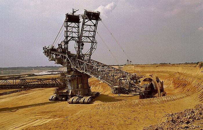 IL BAGGER 288, L'ESCAVATORE PIÙ GRANDE DEL MONDO