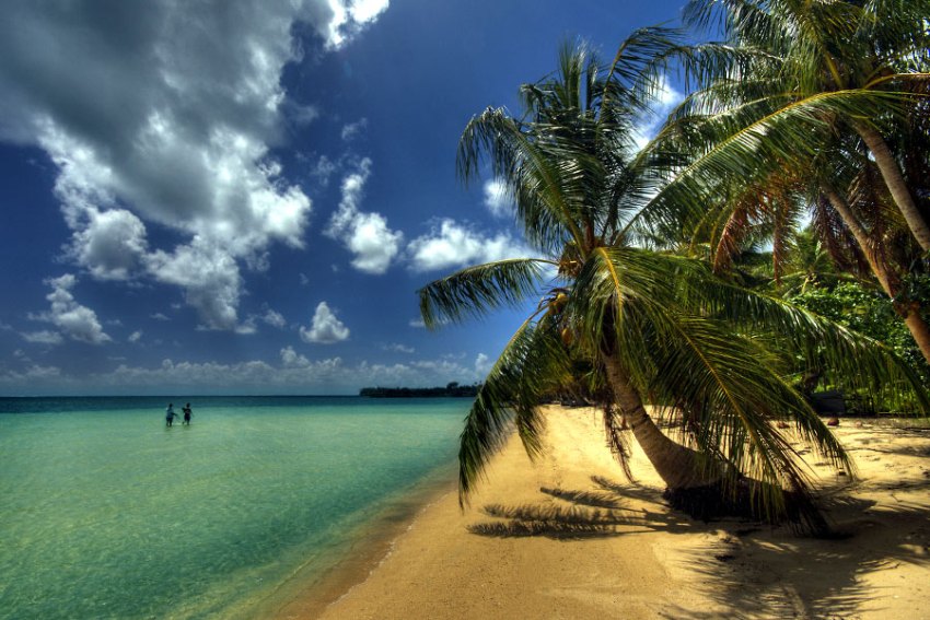 MICRONESIA: LE MONETE DI PIETRA GIGANTI DELL'ISOLA DI YAP