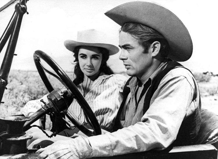 JAMES DEAN, BIOGRAFIA E FOTO STORICHE
