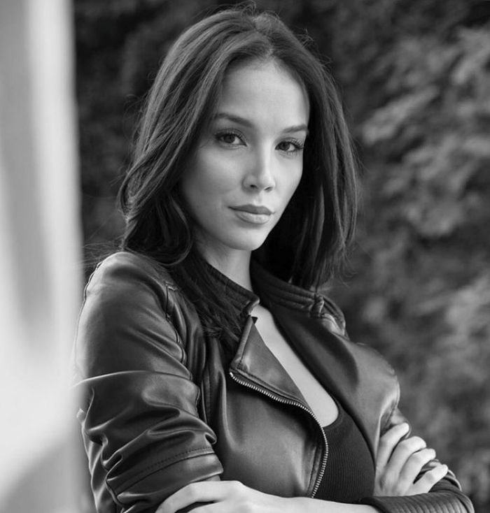 CIAO DARWIN 7: LA SEXY MADRENATURA DELLA SESTA PUNTATA E' PAOLA DI BENEDETTO (FOTO E VIDEO)