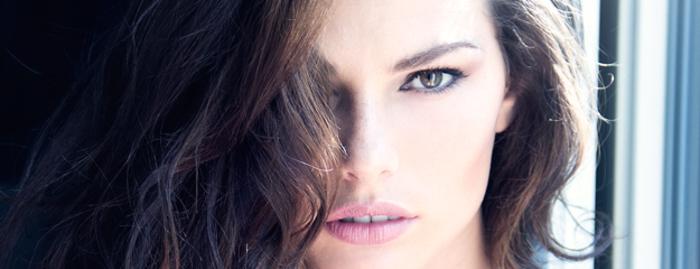 DAYANE MELLO, LA SEXY MODELLA: BIOGRAFIA, NEWS E SCHEDA (FOTO HOT)