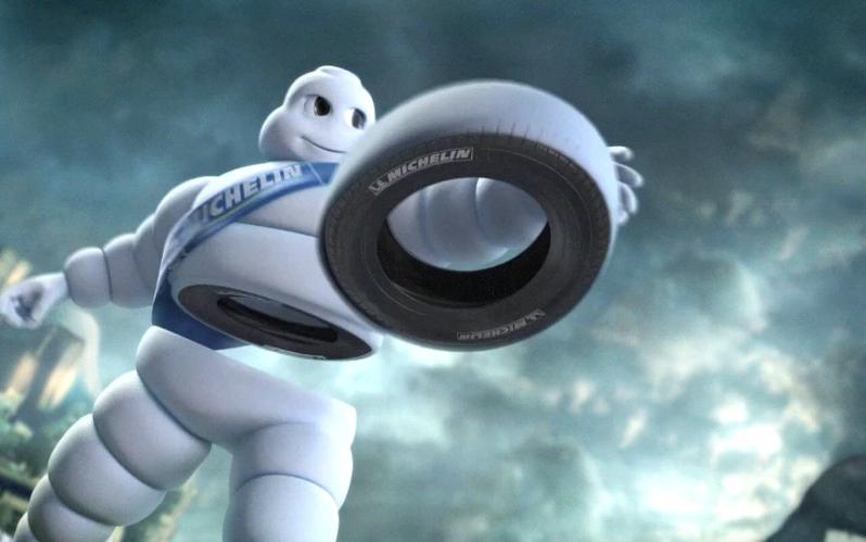 L' OMINO MICHELIN: 115 ANNI E NON SENTIRLI, GUARDA LA SUA EVOLUZIONE [FOTO]