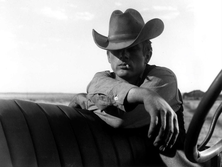 JAMES DEAN, BIOGRAFIA E FOTO STORICHE